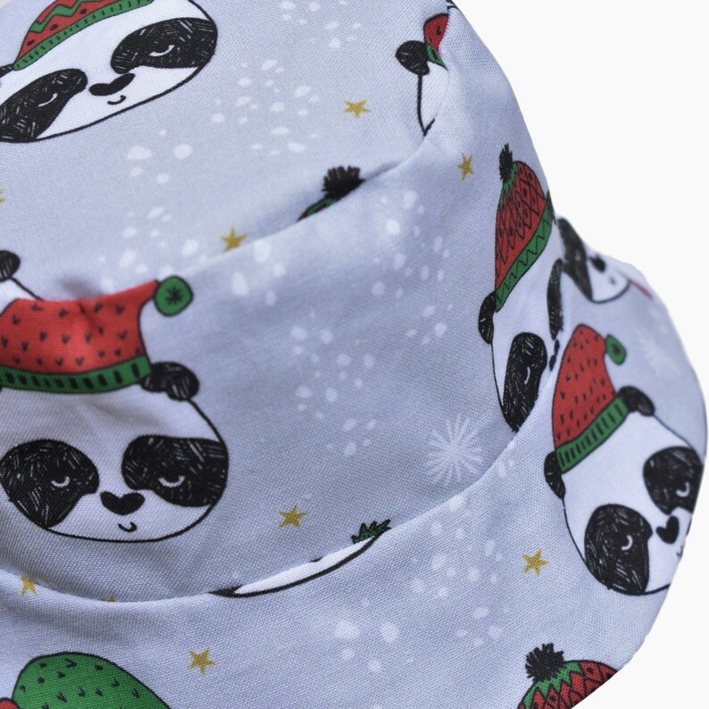 Christmas at the Beach, Festive Pandas, Reversible Bucket Hat - Etsy UK