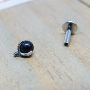 14g Titanium Flat Back Labret 4mm Onyx Semi Precious Stone | Etsy