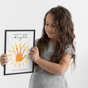 Handprint Graduation Printable, My Future is Looking Bright Craft for ...