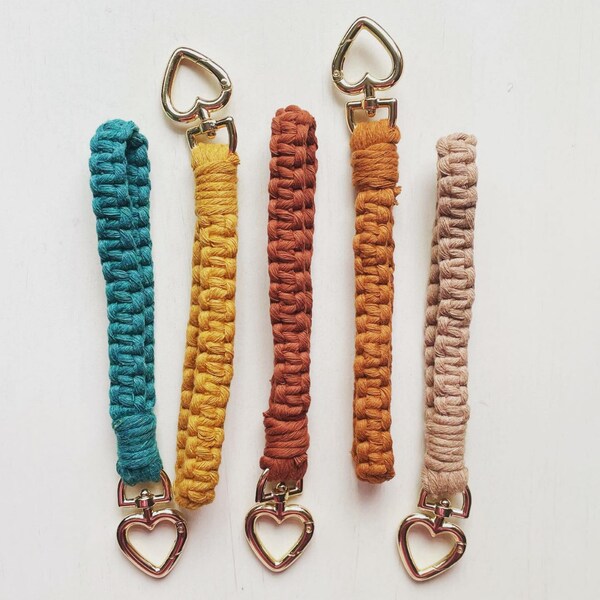 Macrame Key Chain - Etsy Canada