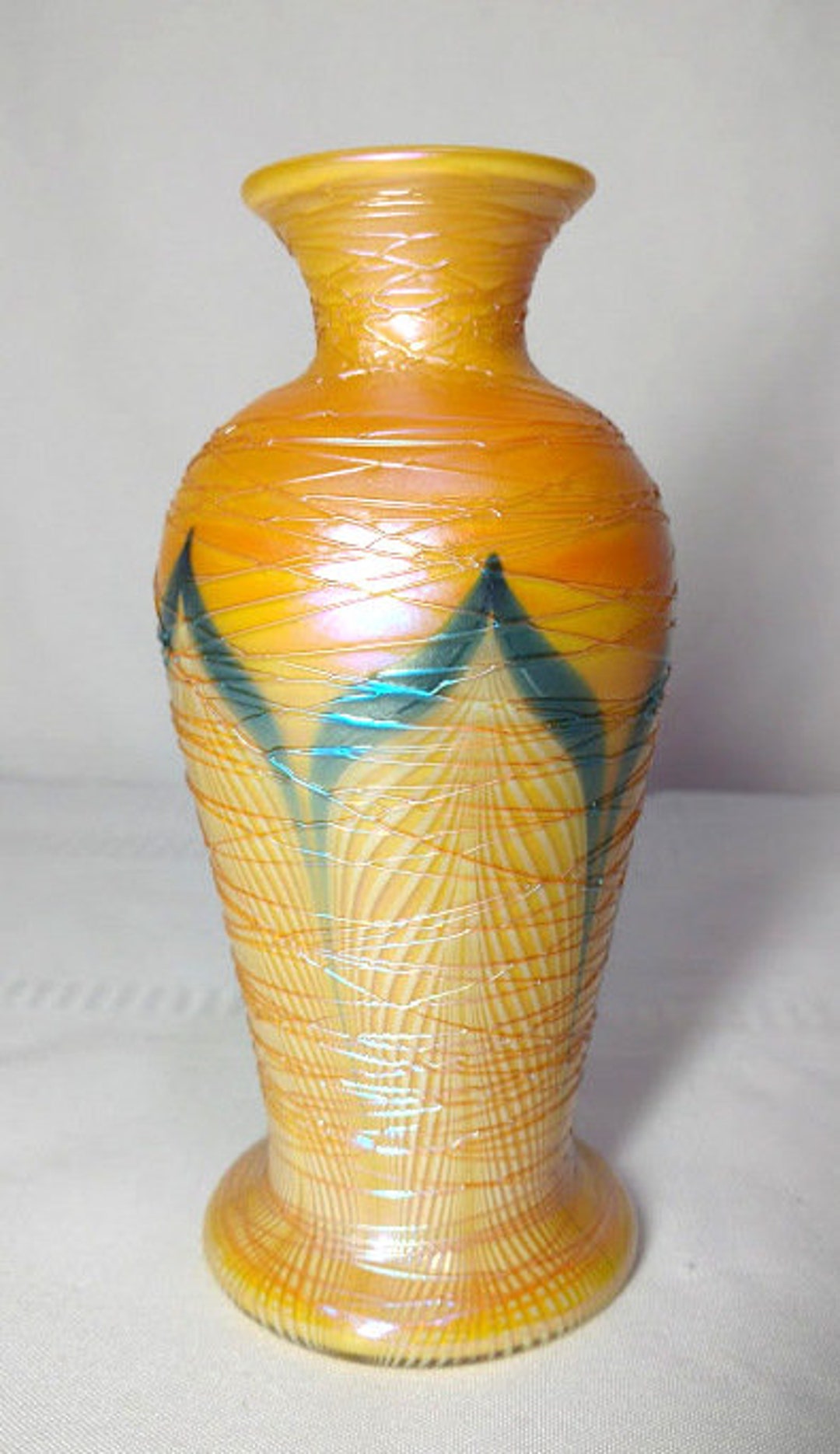 Durand Art Glass, Pulled Feather, Spider Webbing Tapered Shoulder Vase ...