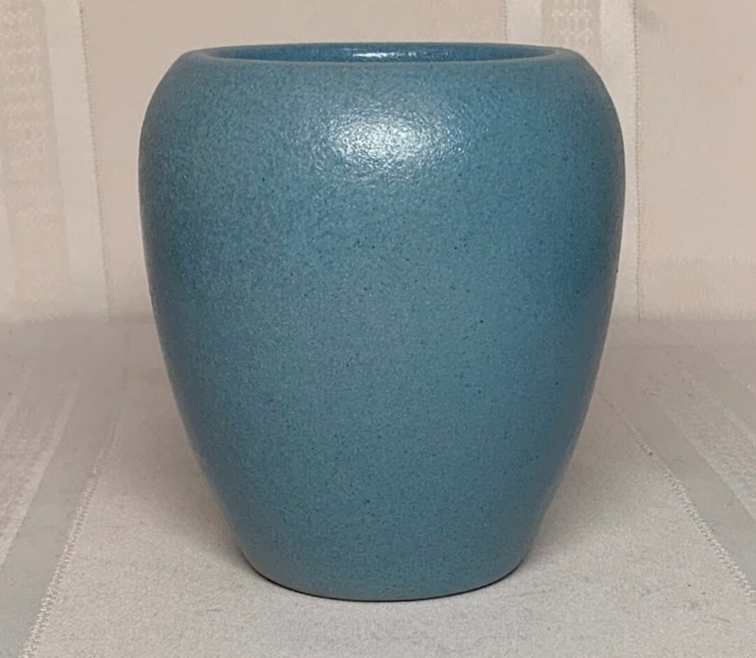 Paul Revere Pottery, SEG, Light Blue Tapered Swollen Shoulder Vase ...