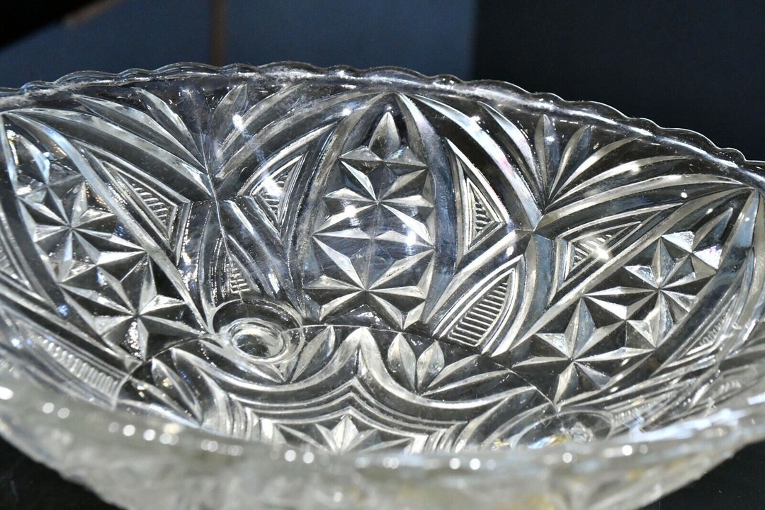 Vintage Footed Molded Glass Crystal Vegetable Bowl Centerpiece 9" X 3 1 ...
