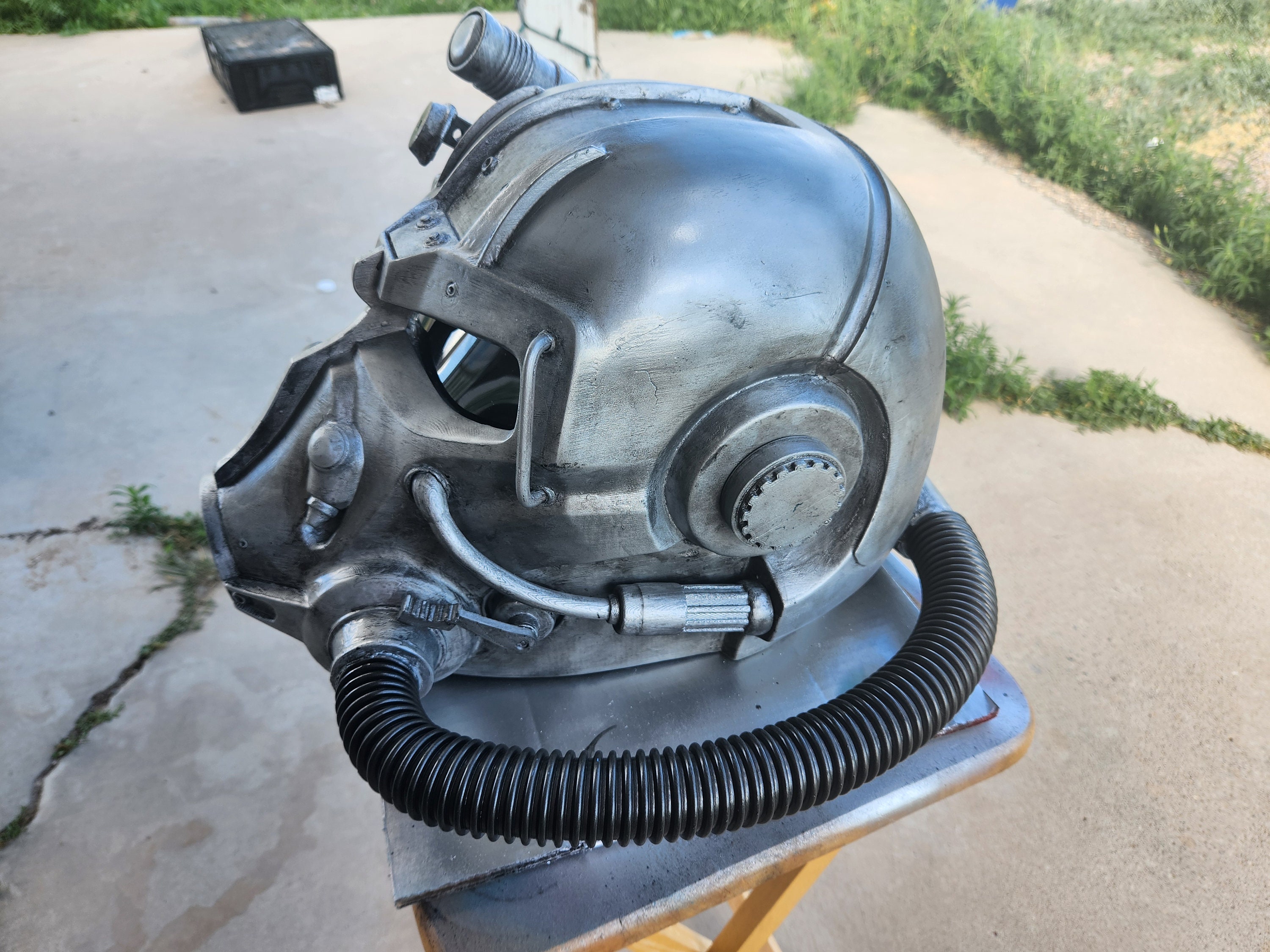 Fallout Wearable T-60 Power Armor Helmet With Adjustable Harness ...