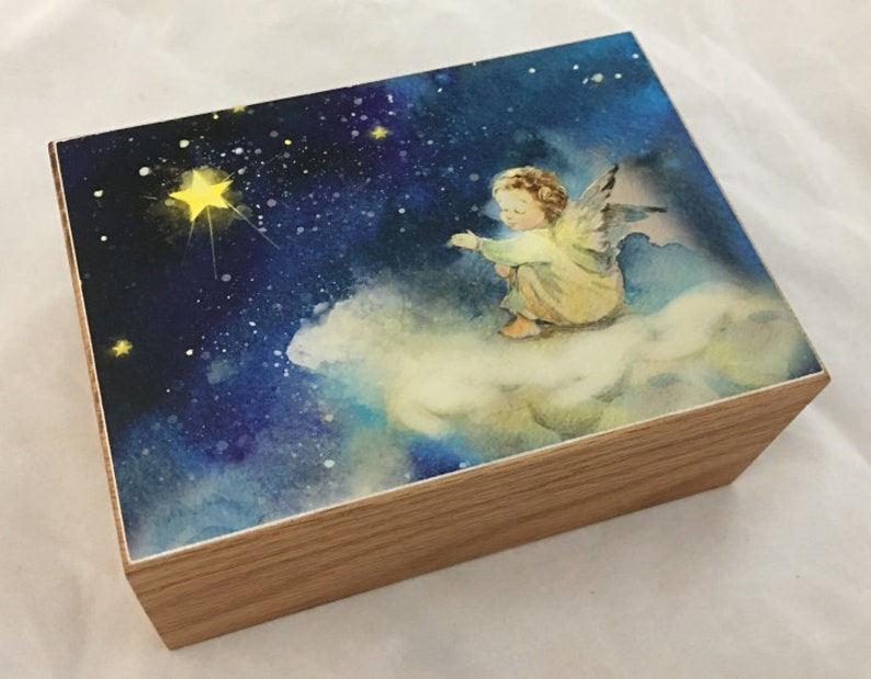 Amélie Music Box La Valse D'amélie Music Box Hand - Etsy