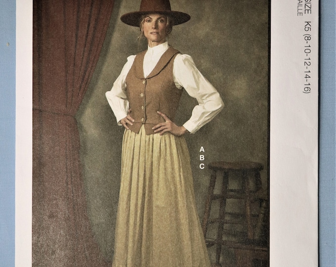 Mccall's 3653. Women's Medieval Dress Costume. Camelot Costume Dress ...