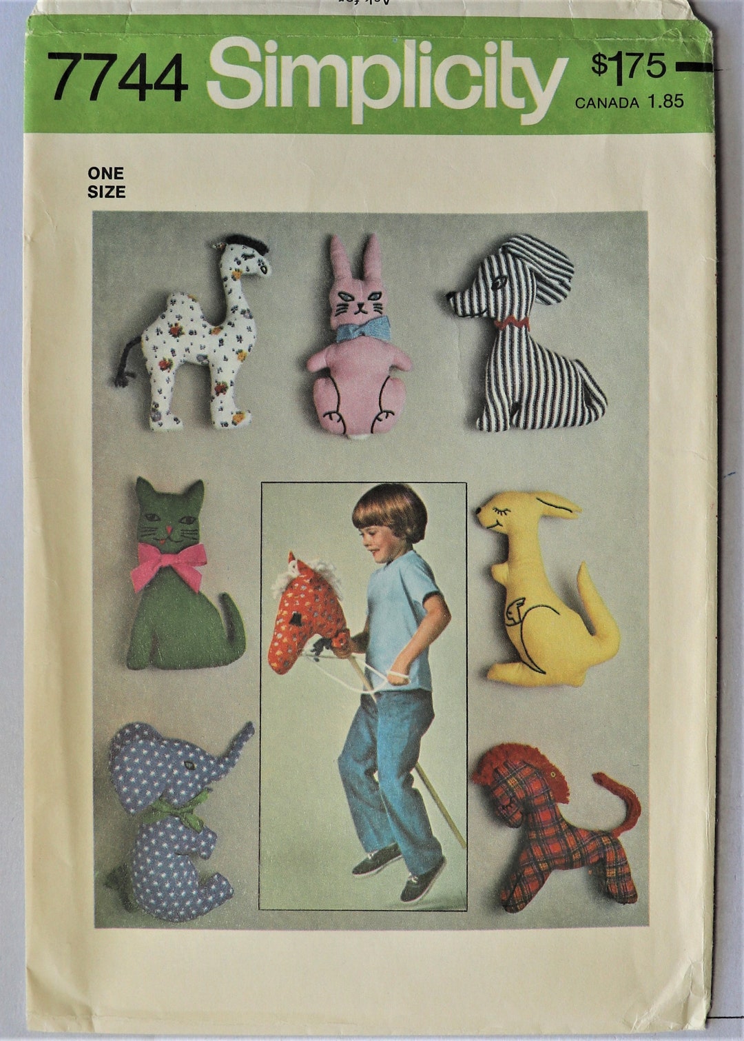 Simplicity 7744. Stuffed Animal Toys Pattern. Vintage 1976 Stuffed ...