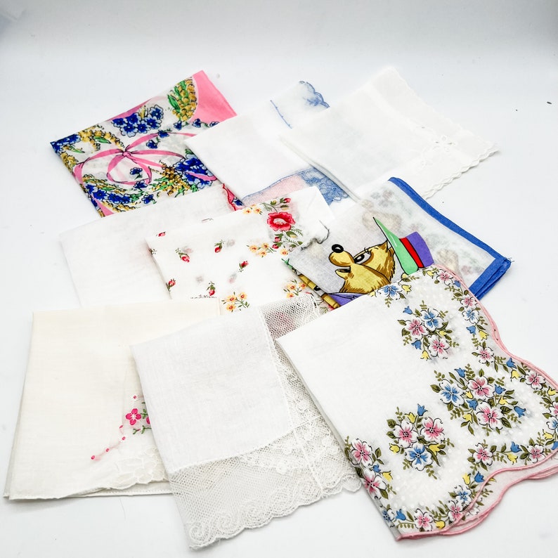 Fancy Hankies/handkerchiefs/vintage Cotton or Linen/lace Trimmed/floral ...