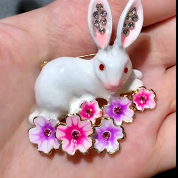 White Rabbit Brooch - Etsy