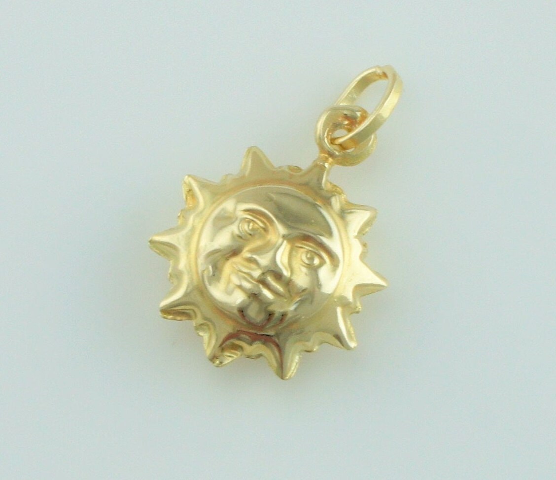 9ct Yellow Gold Sun Face Pendant Charm - Etsy