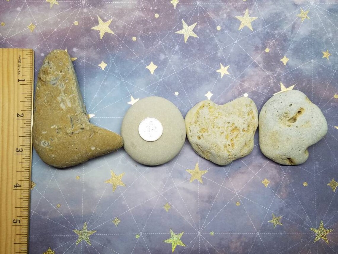4 Letter Shaped Beach Rocks Spelling the Word LOVE Pebble Art - Etsy