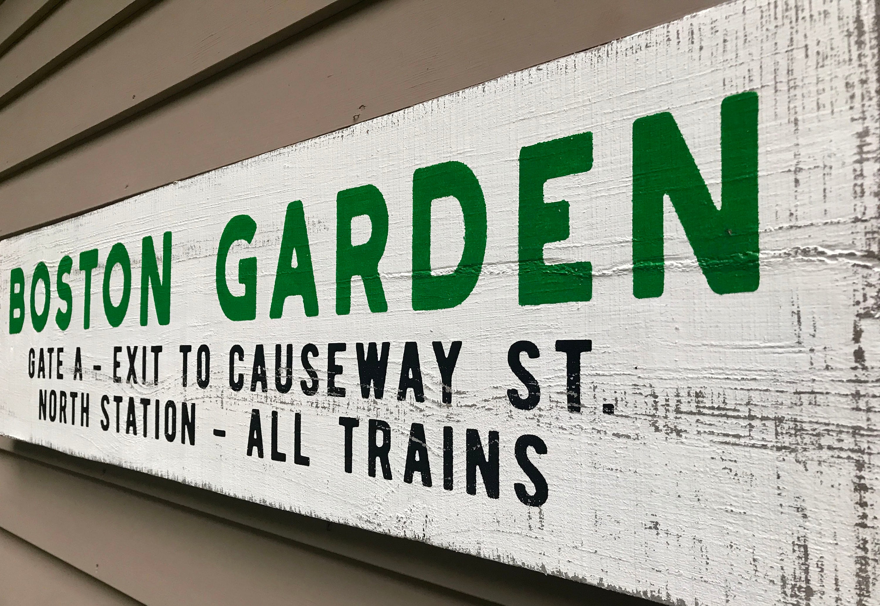 Large Boston Garden Rustic Wood Sign - Etsy