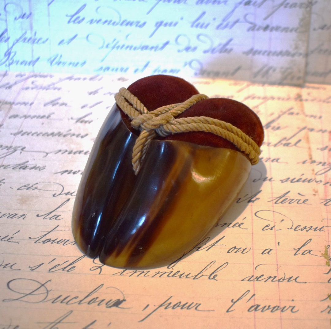 Victorian Hoof Horn Pin Cushion Gorgeous Rare Carved Velvet and Rope - Etsy