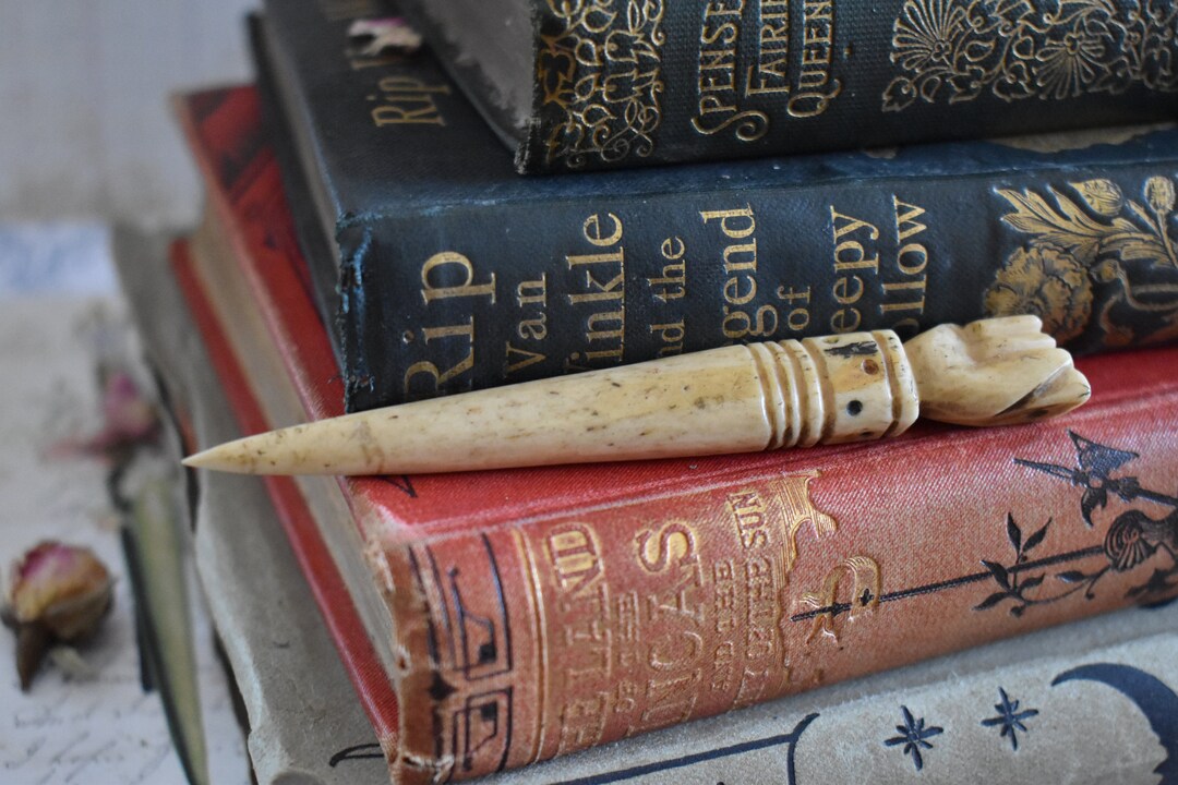 Bone Awl/stiletto Stunning Carved Hand Fist Antique Georgian Decorative ...