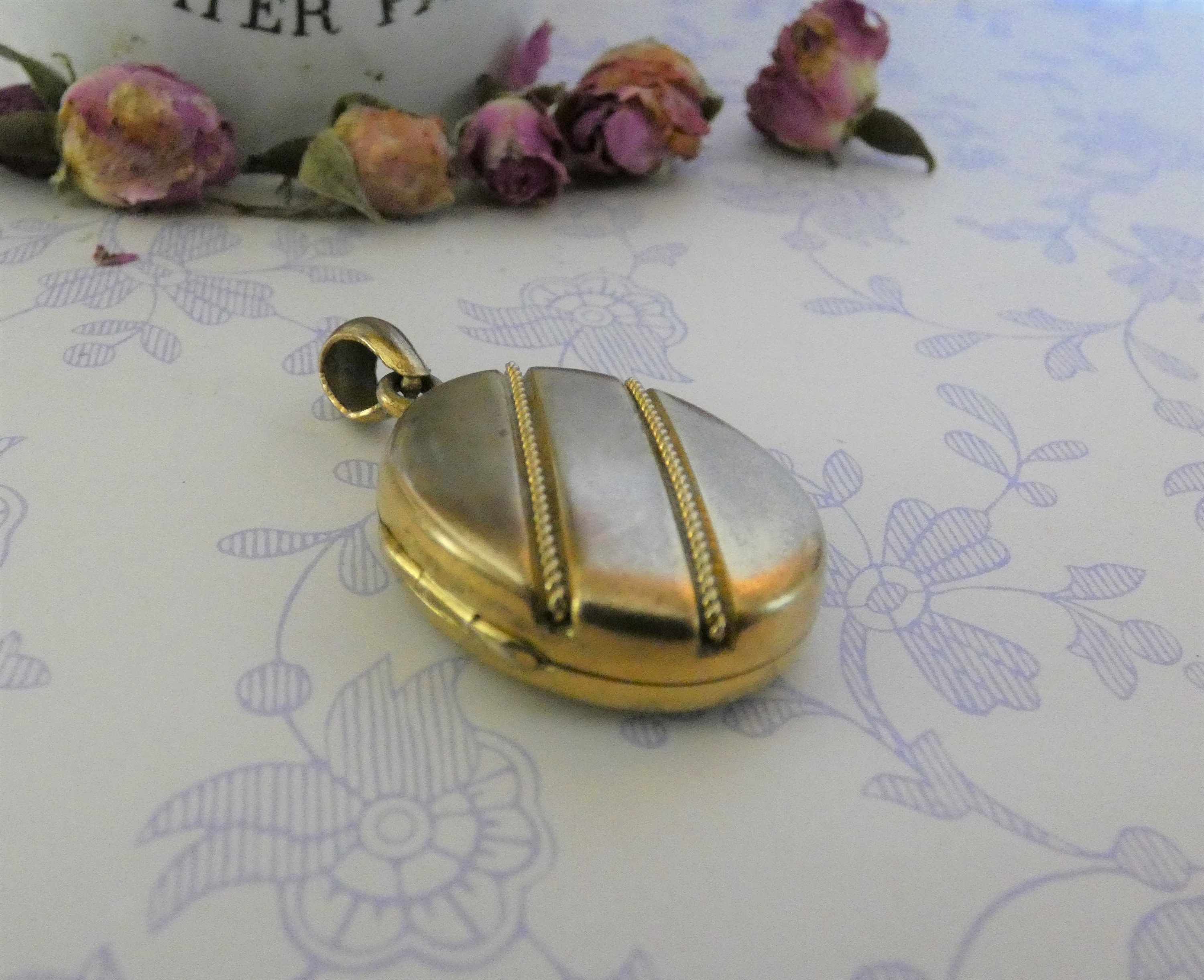 Large Victorian Locket Beautiful Large Antique Pinchbeck | Etsy