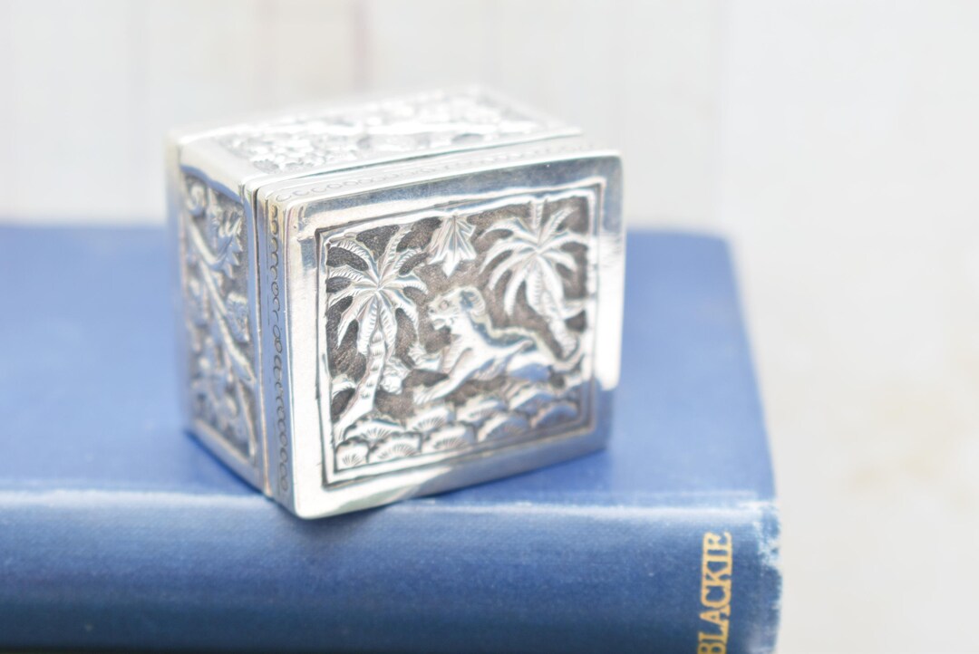Indian Silver Box Gorgeous Antique Box Chased With Foliage and Lion - Etsy