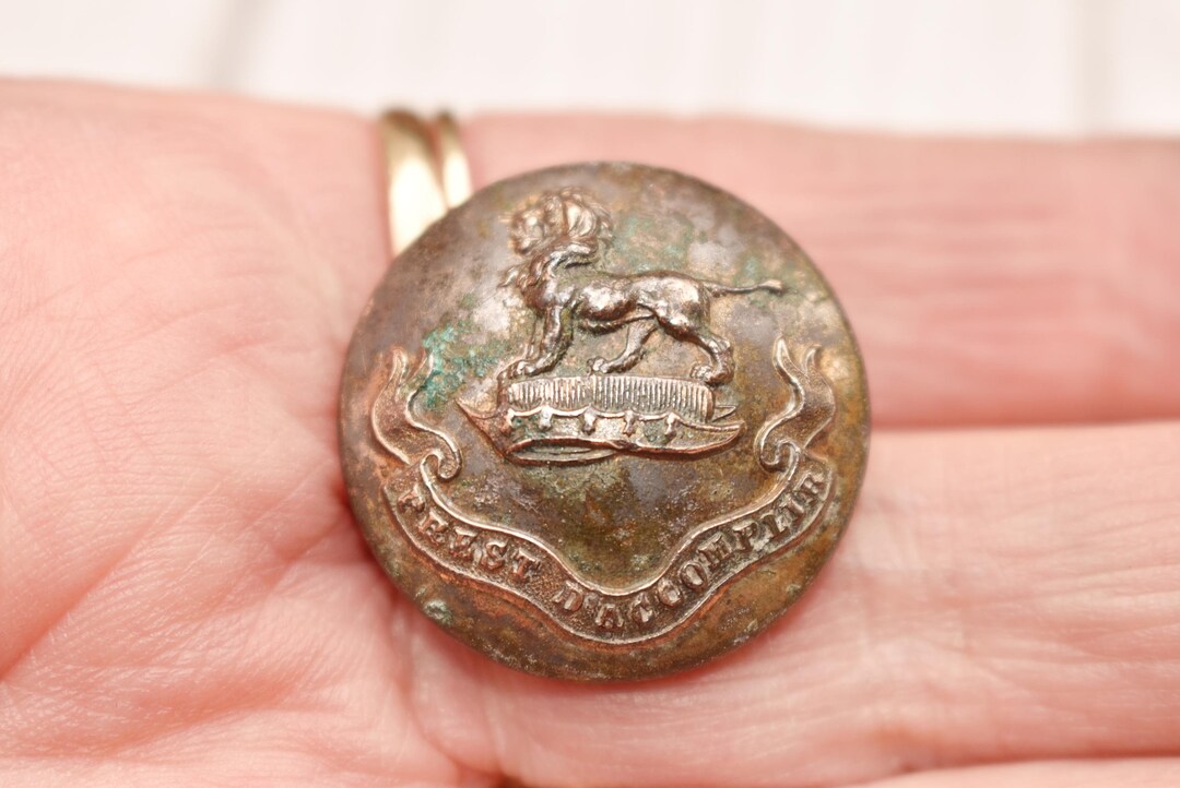 Antique Talbot Earl of Shrewsbury Livery Button: Henry Oakshette ...