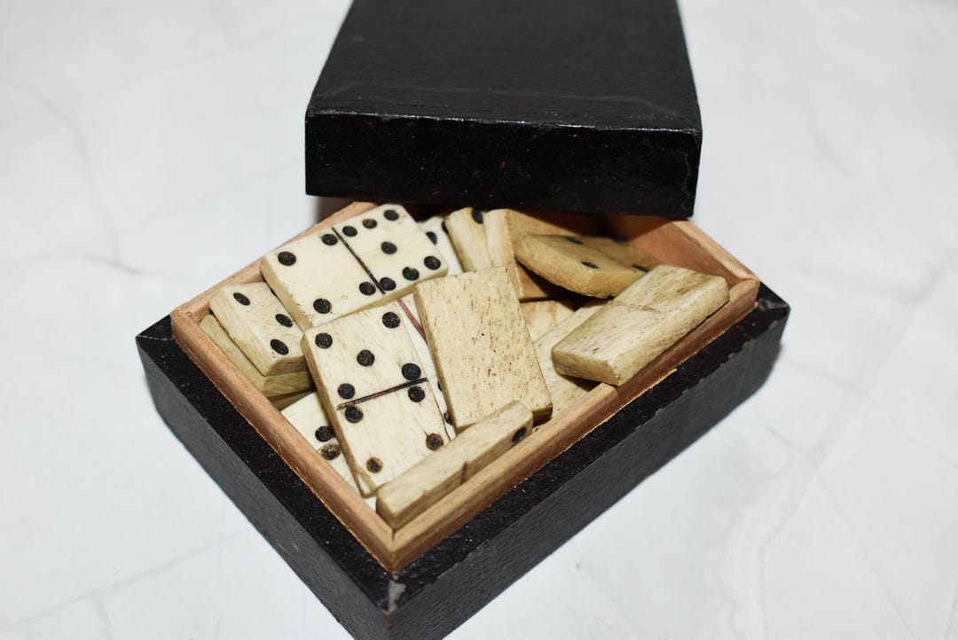 Antique Boxed Dominoes - Beautiful Set of 28 Bovine Bone in Lovely ...