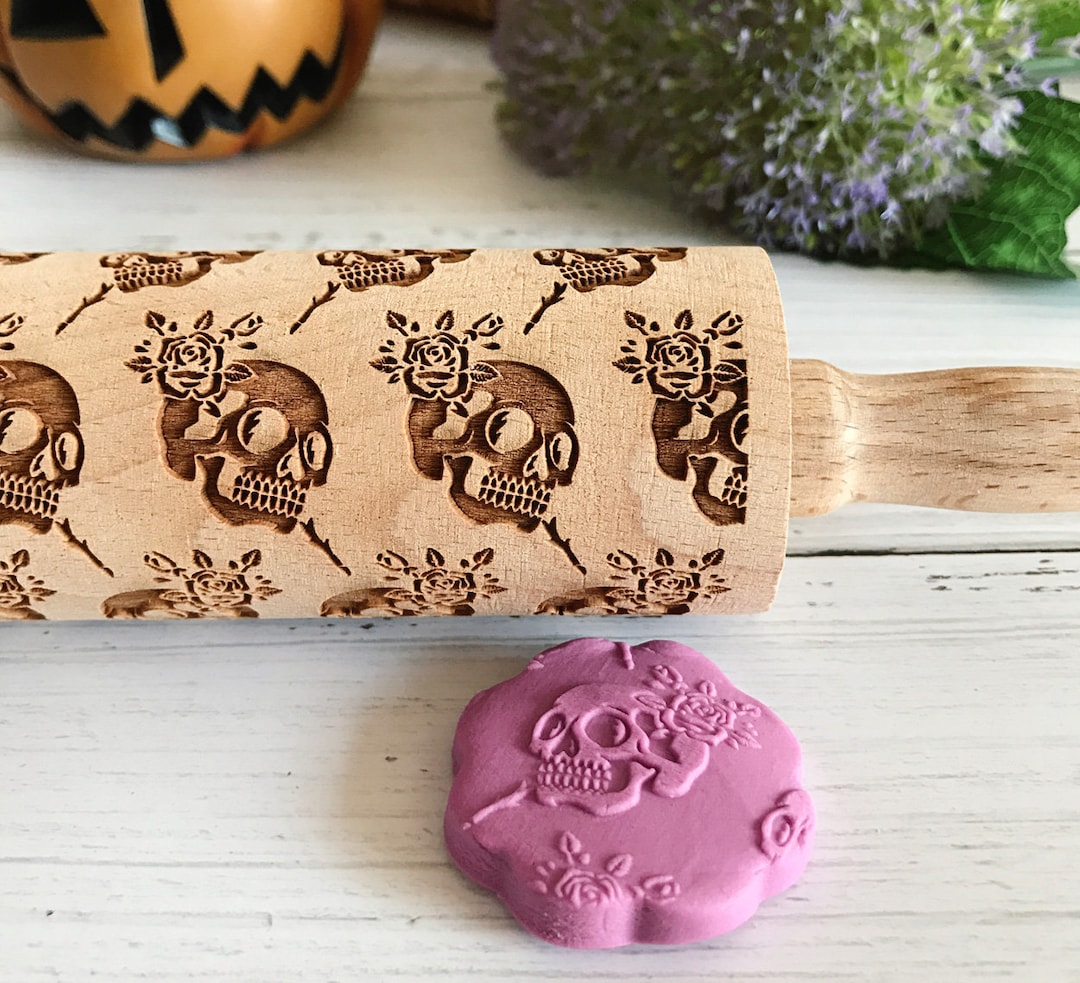 Engraved Skull Rolling Pin, Skull on Cookies, Halloween Treats ...