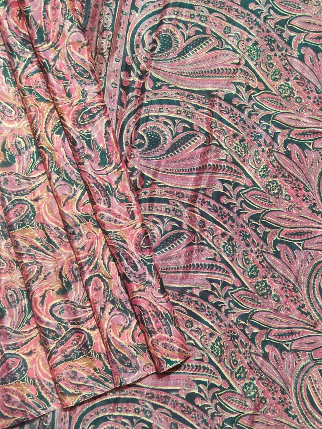 Vintage Saree Mix Silk Indian Sari Fabric Bollywood Floral Print ...