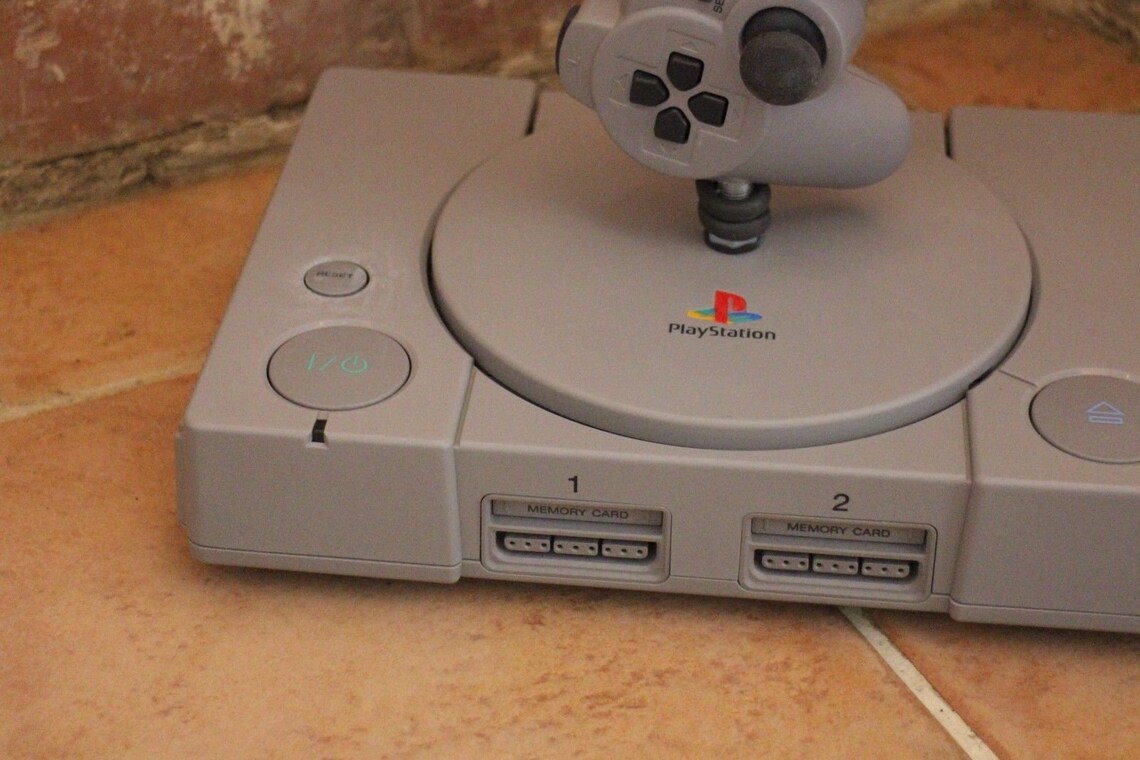 Playstation 1 PS1 Retro Gamer Desk Lamp Perfect Gift for - Etsy