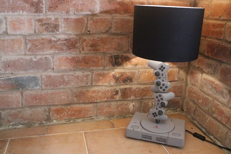 Playstation 1 PS1 Retro Gamer Desk Lamp- Perfect Gift for Gamer Who Has ...