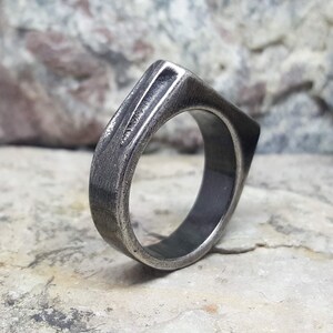 Arrow Minimalist Rectangle Ring Unisex. Vintage Look. Steel. Industrial ...