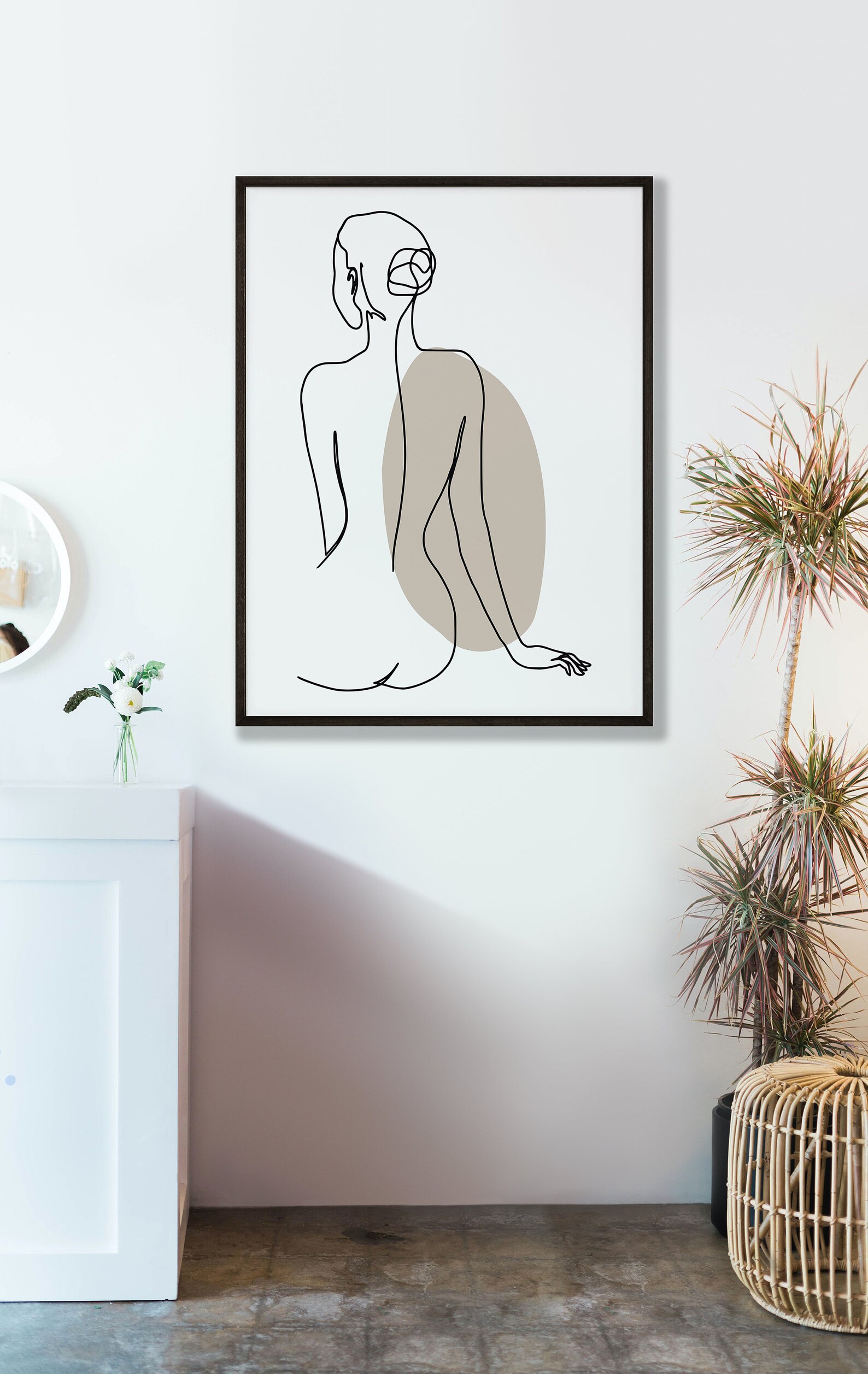 Minimalist Female Figure Line Art Digital Art Print // Sleek | Etsy