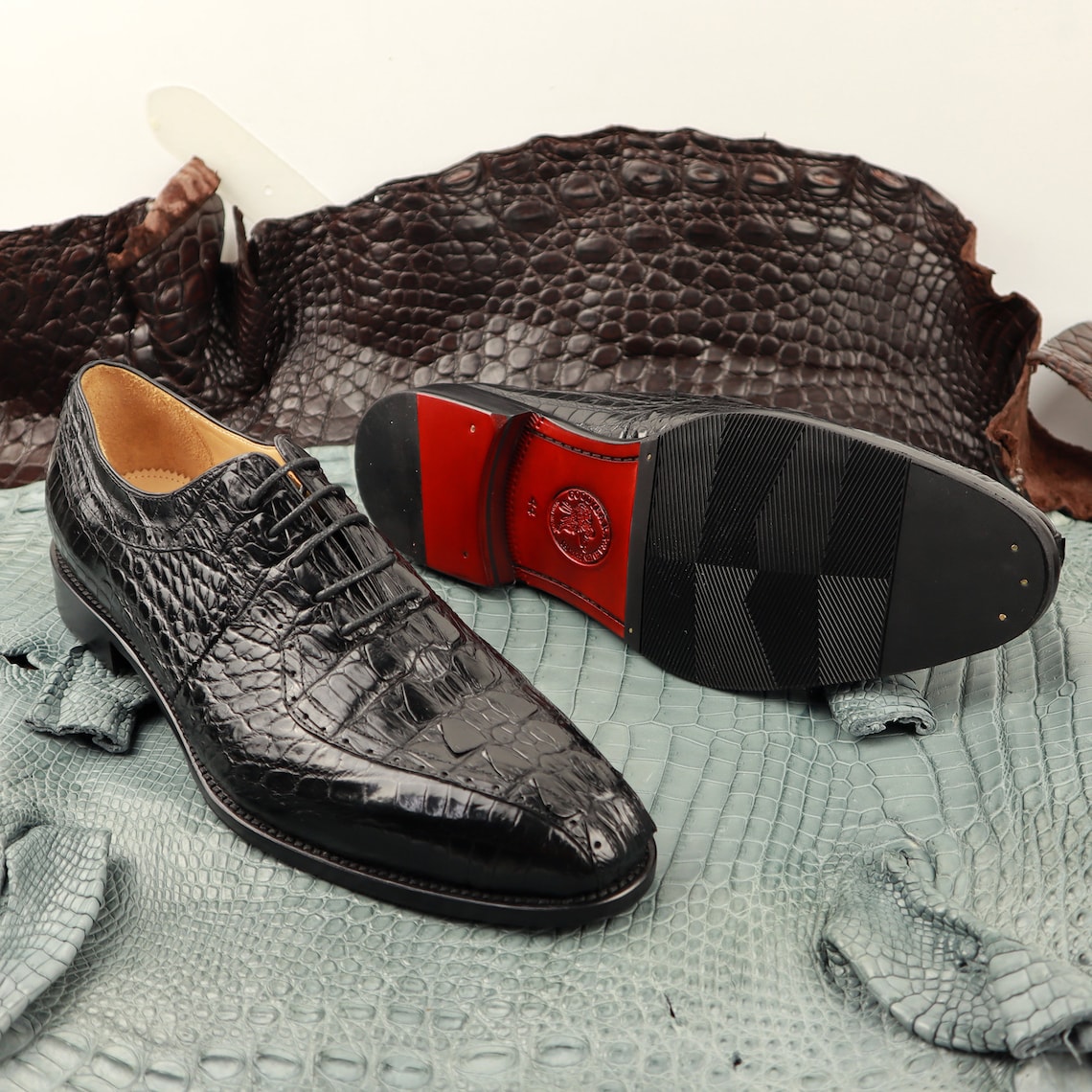 Genuine Leather Men’s Wholecut Shoes Black, Dark Brown Alligator Men ...
