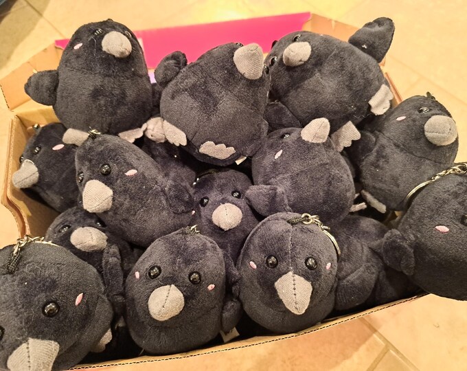 DEFECTIVE OLD STYLE! B-grade Crow Plush Keychain - Etsy