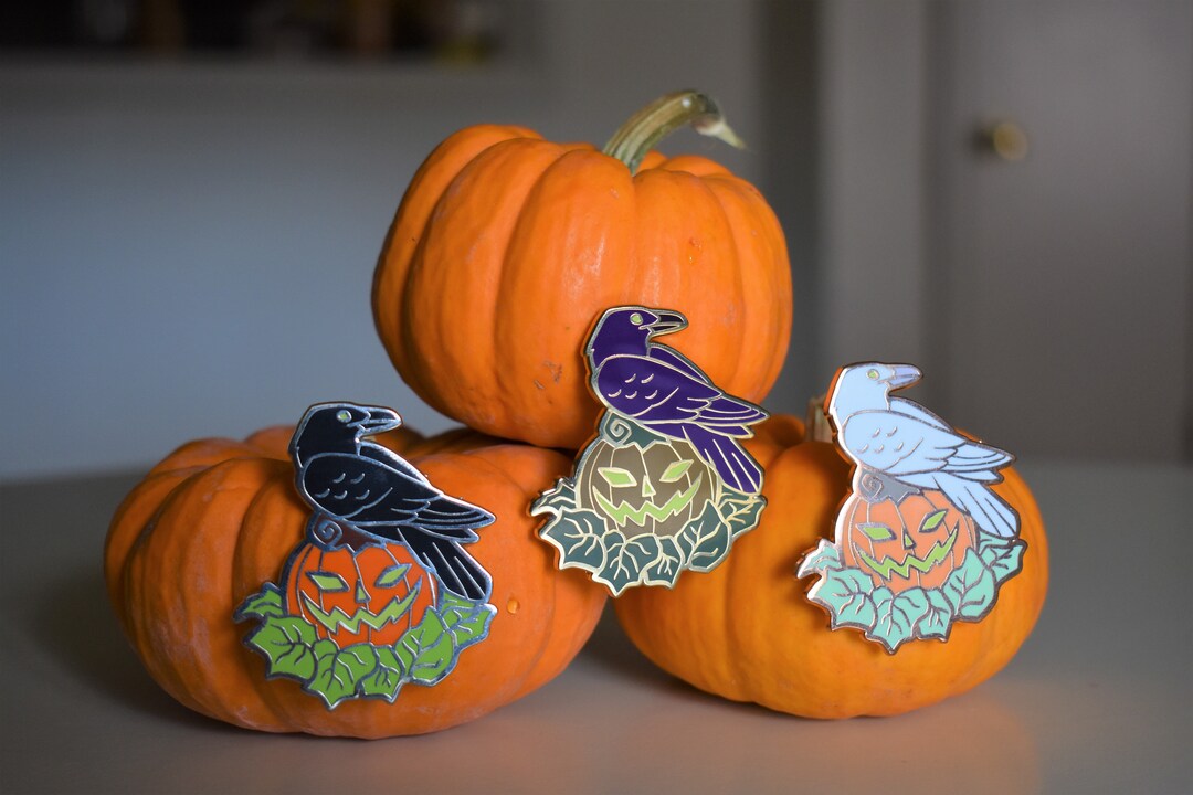 Raven & Jack-o-lantern Glow in the Dark Hard Enamel Pin - Etsy
