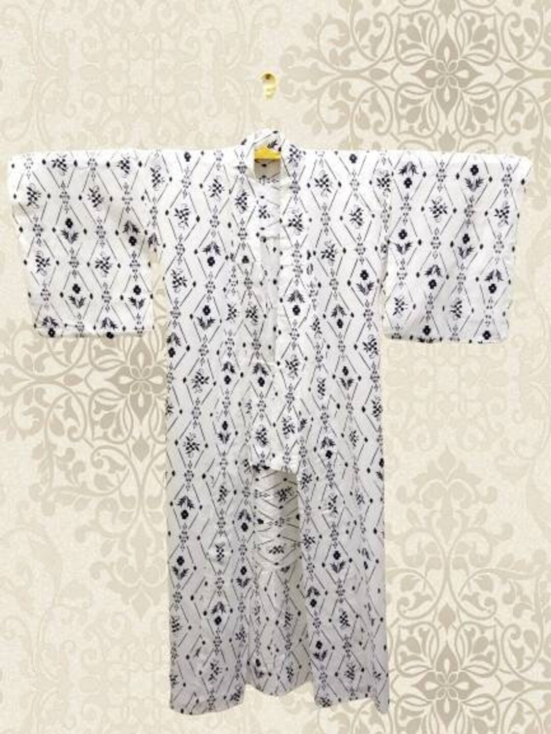 Japanese Cotton Yukata White Blue Abstract Pattern Vintage Long Kimono ...