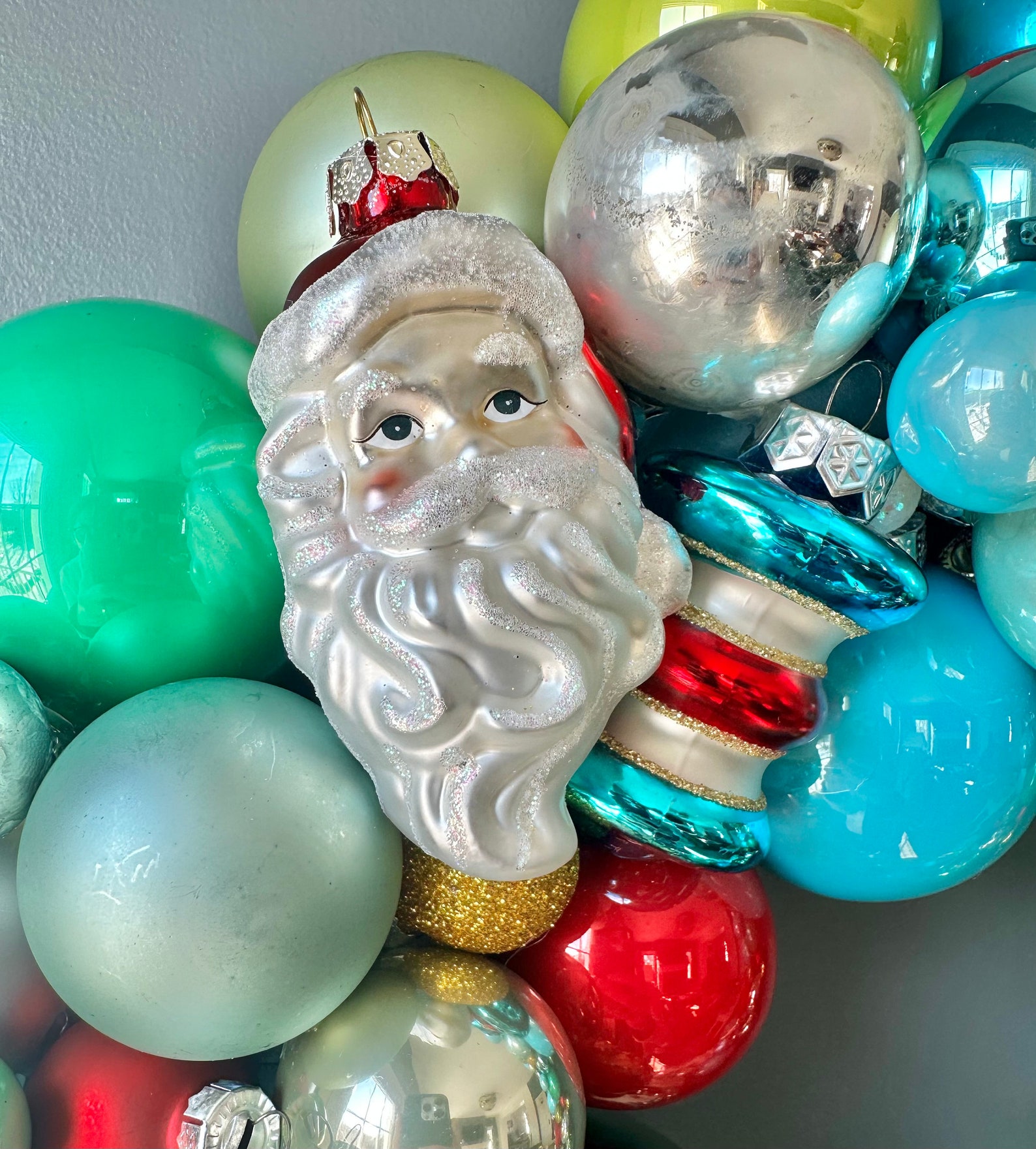 Snowy Cold Vintage Ornament Wreath - Etsy