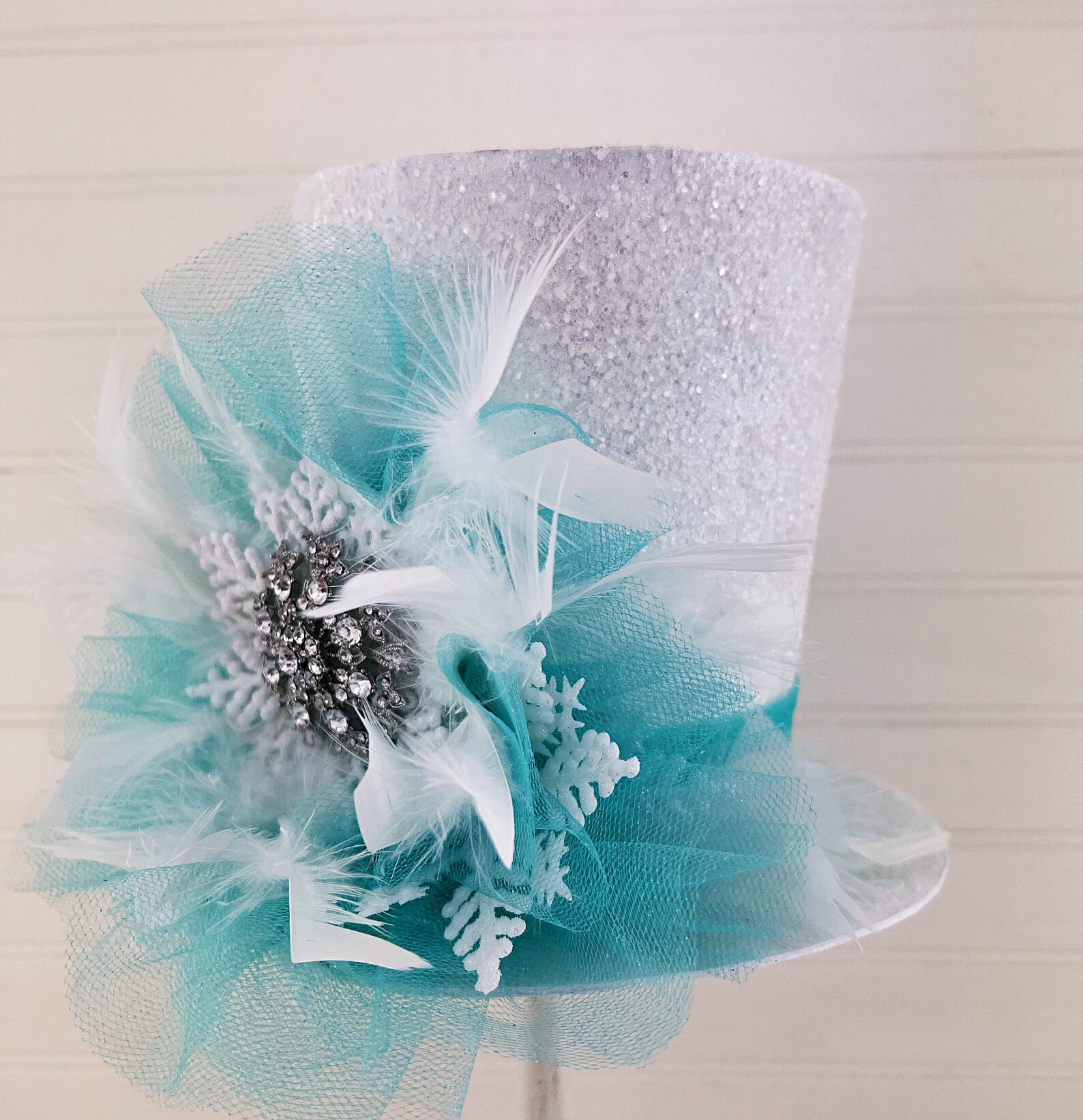 Christmas Decor Top Hat Snowy White With Snowflake Gem - Etsy