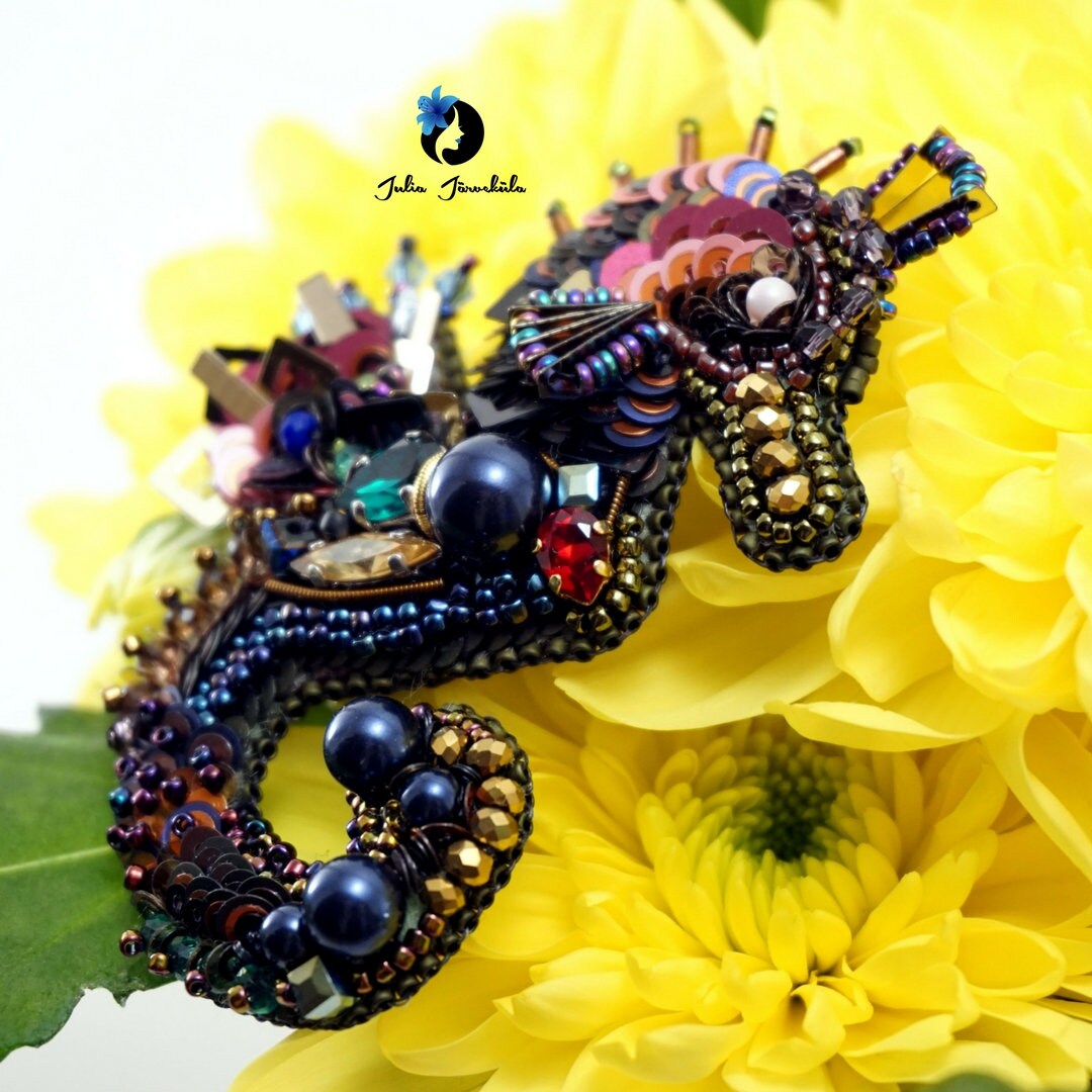 Tutorial PDF | Workshop Embroidery | DIY Brooch | Jewelry Making | Bead ...