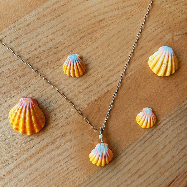 Sunrise Shell Necklace - Etsy