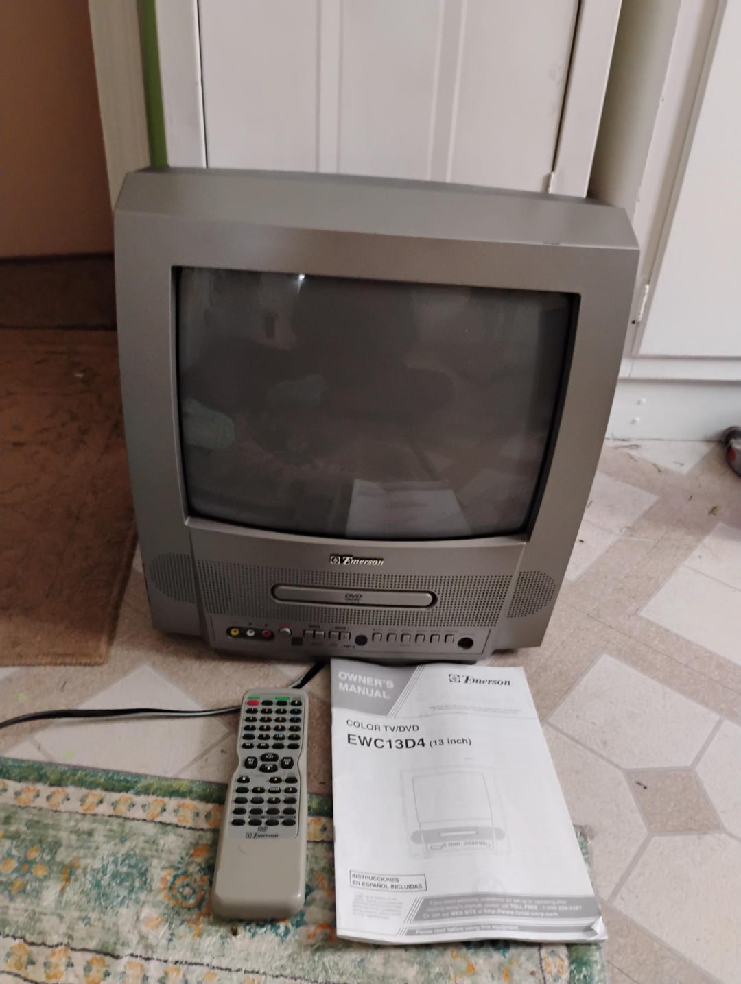 Vintage Emerson Tv CRT Tube DVD Combo Retro Video 13-in Color Gaming ...