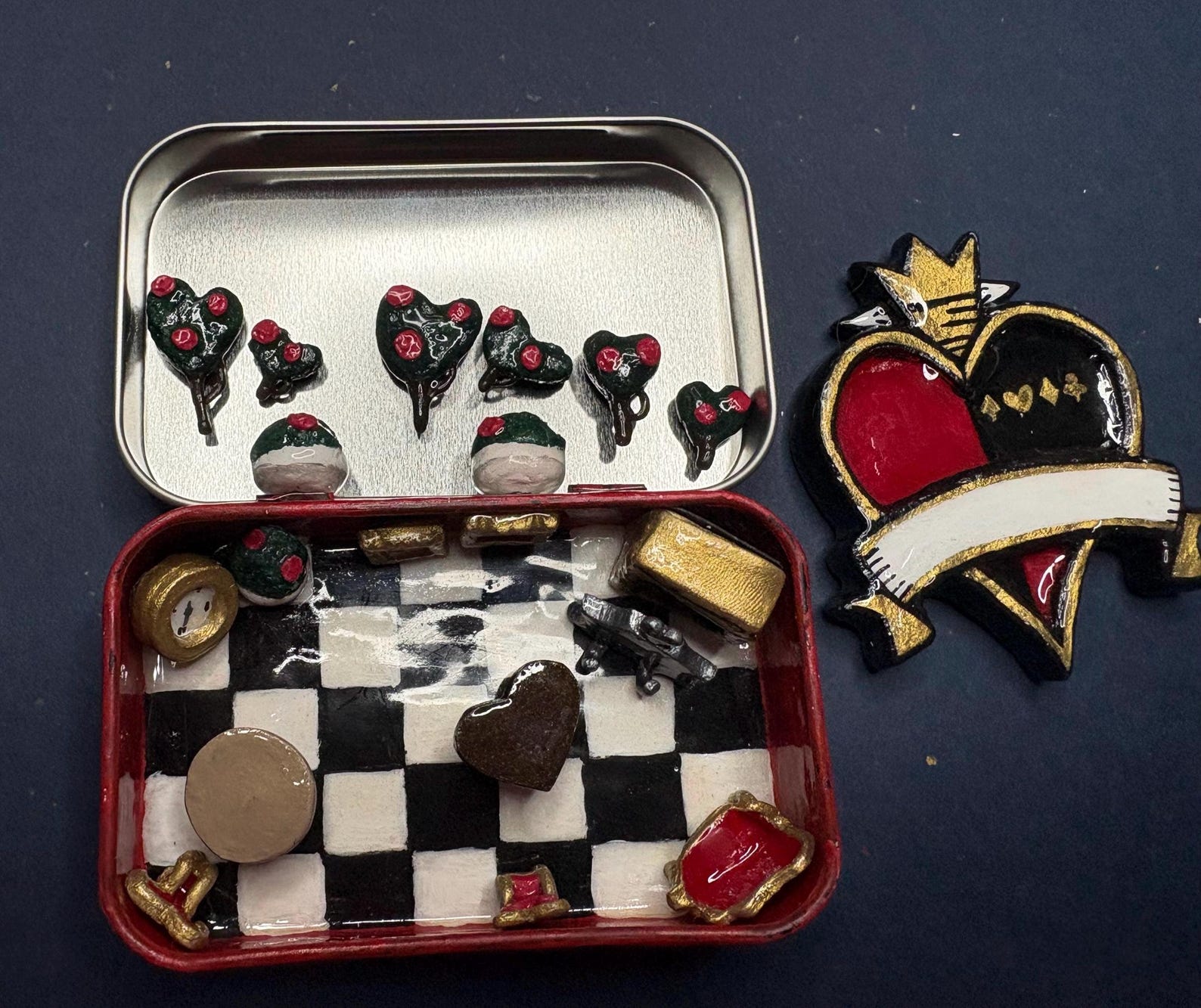 Twisted Wonderland Heartslabyul Dorm Tin - Etsy
