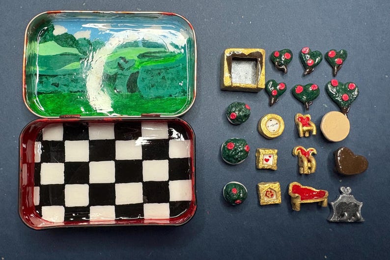 Twisted Wonderland Heartslabyul Dorm Tin - Etsy