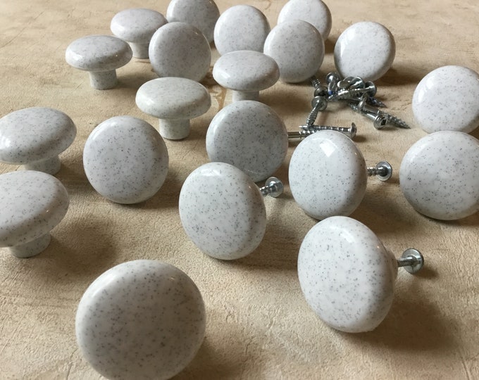 Vintage Cupboard Knobs Set of 8 Vintage 1980’s Granite Speckled Plastic ...