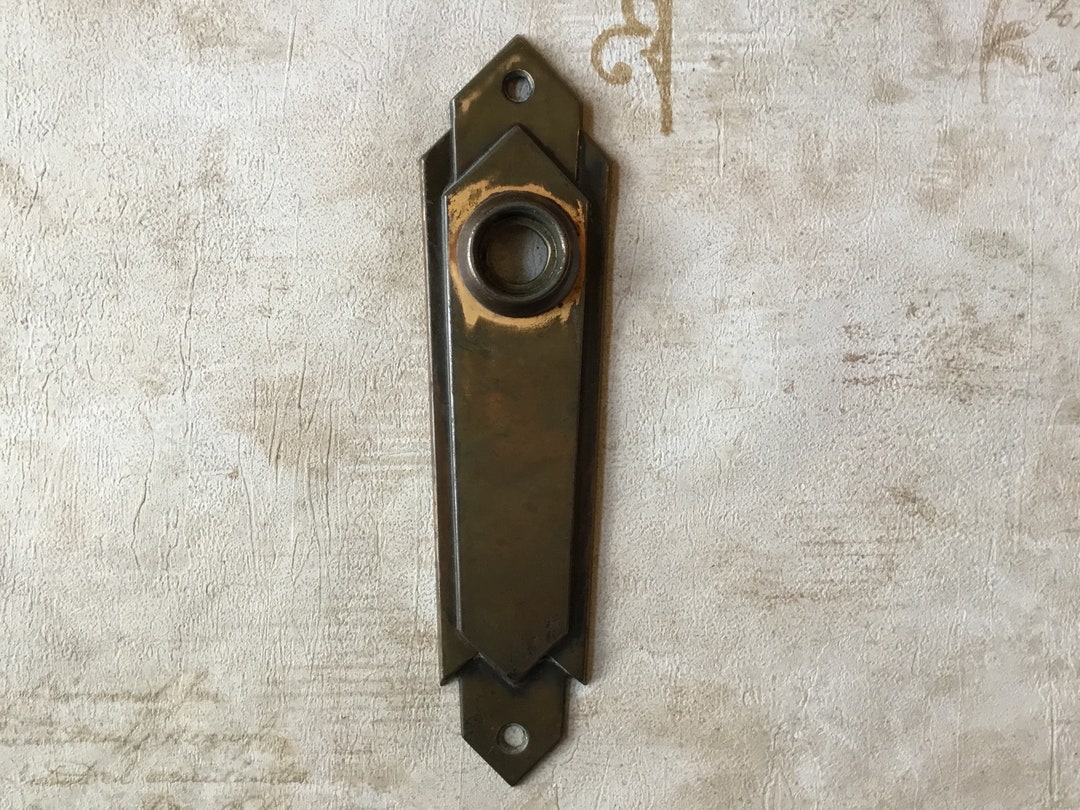 Art Deco Door Knob Backplate Vintage Salvaged 1940s Side Stepped Door Knob Escutcheon Art Deco ...