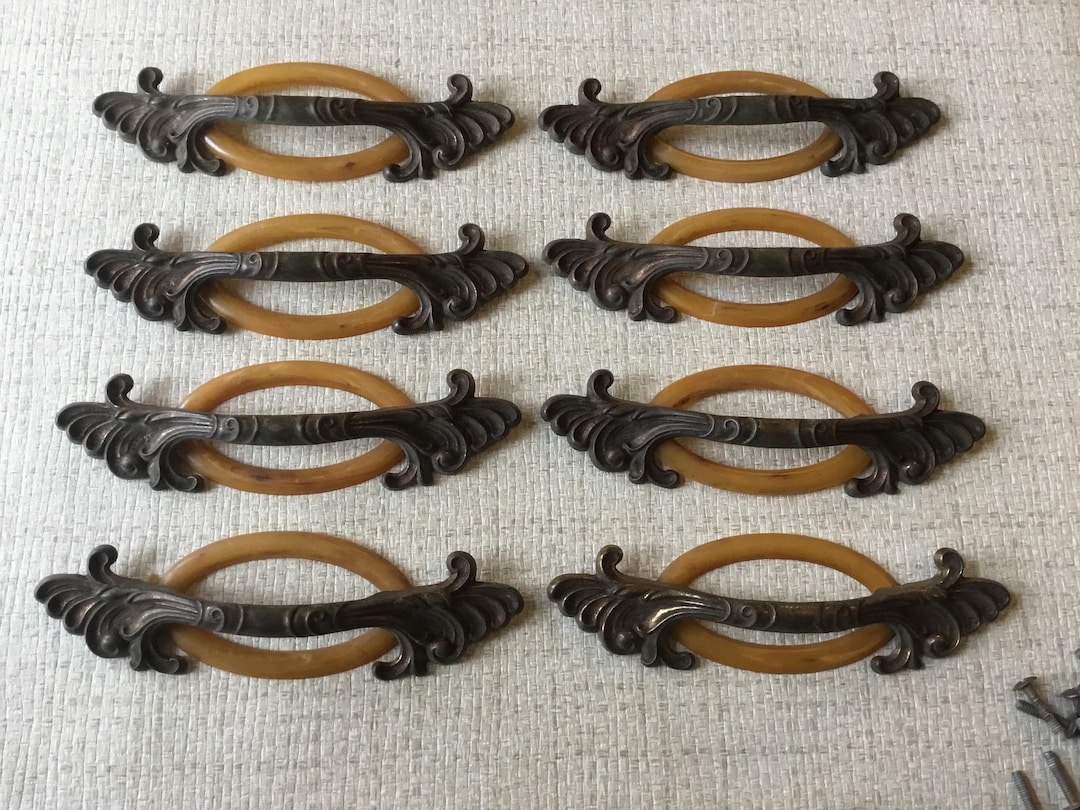 Art Deco Waterfall Pulls Set of 8 Art Deco Cabinet Pulls With ...