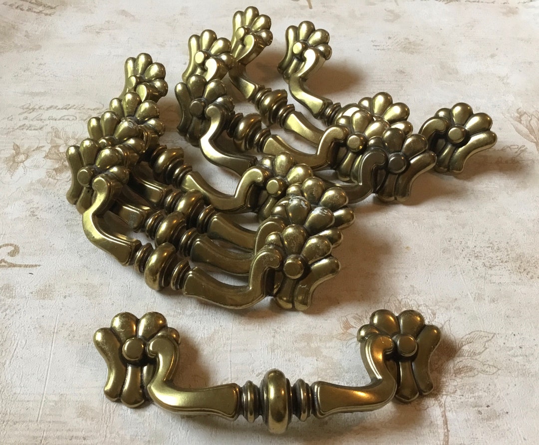 Large Vintage Brass Handles Set of 9 Vintage Drawer Pulls 6 - Etsy