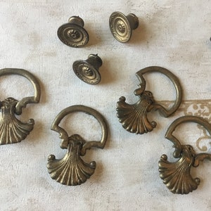 Antique Shell Cabinet Pulls Set of 4 Cast Metal Single Mount - Etsy
