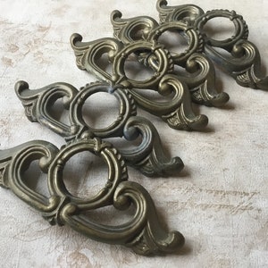Art Deco Drawer Pulls Set of 5 Art Deco 1940’s Cabinet Pulls Vintage Apothecary Pulls With 4 ...