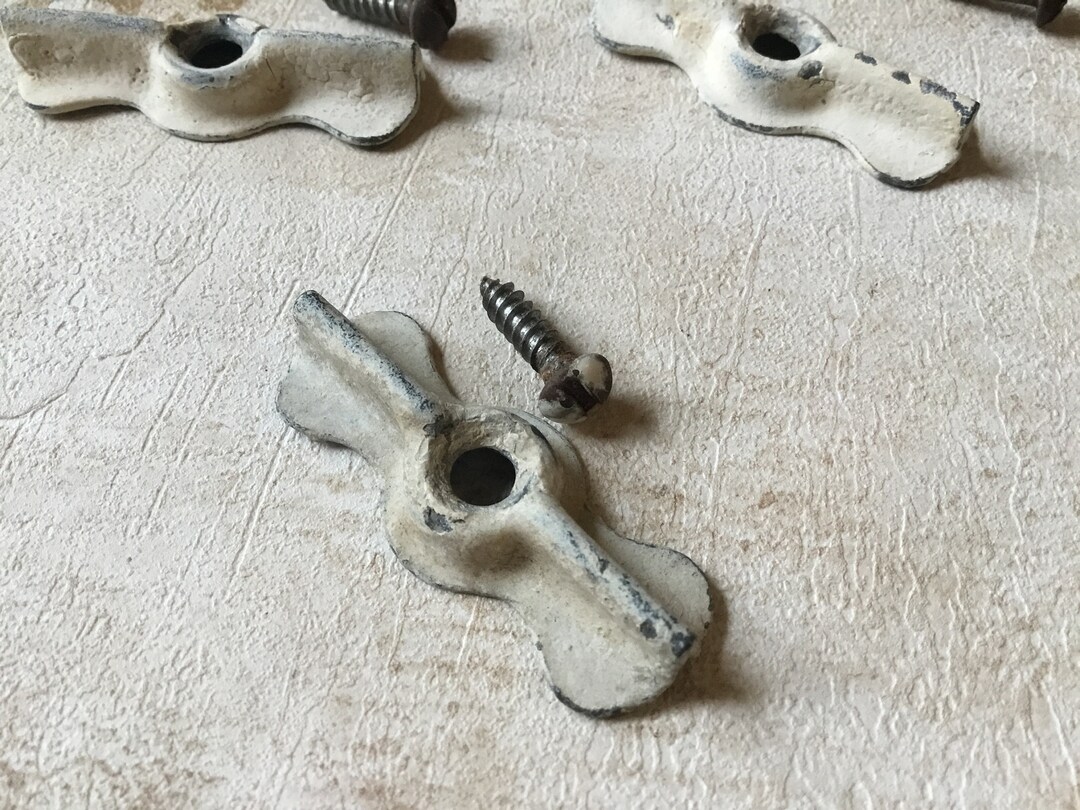 Cupboard Turn Latch 1 Salvaged Vintage Jelly Cabinet Turn Button ...