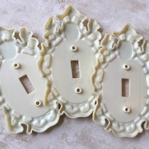 Vintage Cameo Light Switch Cover Plates Set of 3 Plastic Vintage 1960s ...