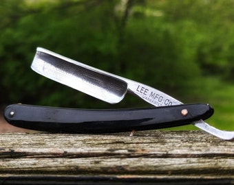 Vintage Straight Razors - BeardKnife