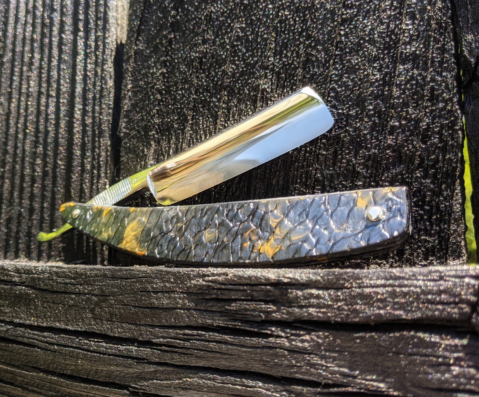 13/16 Custom Shave Ready NOS Straight Razor Snake Scales German 168