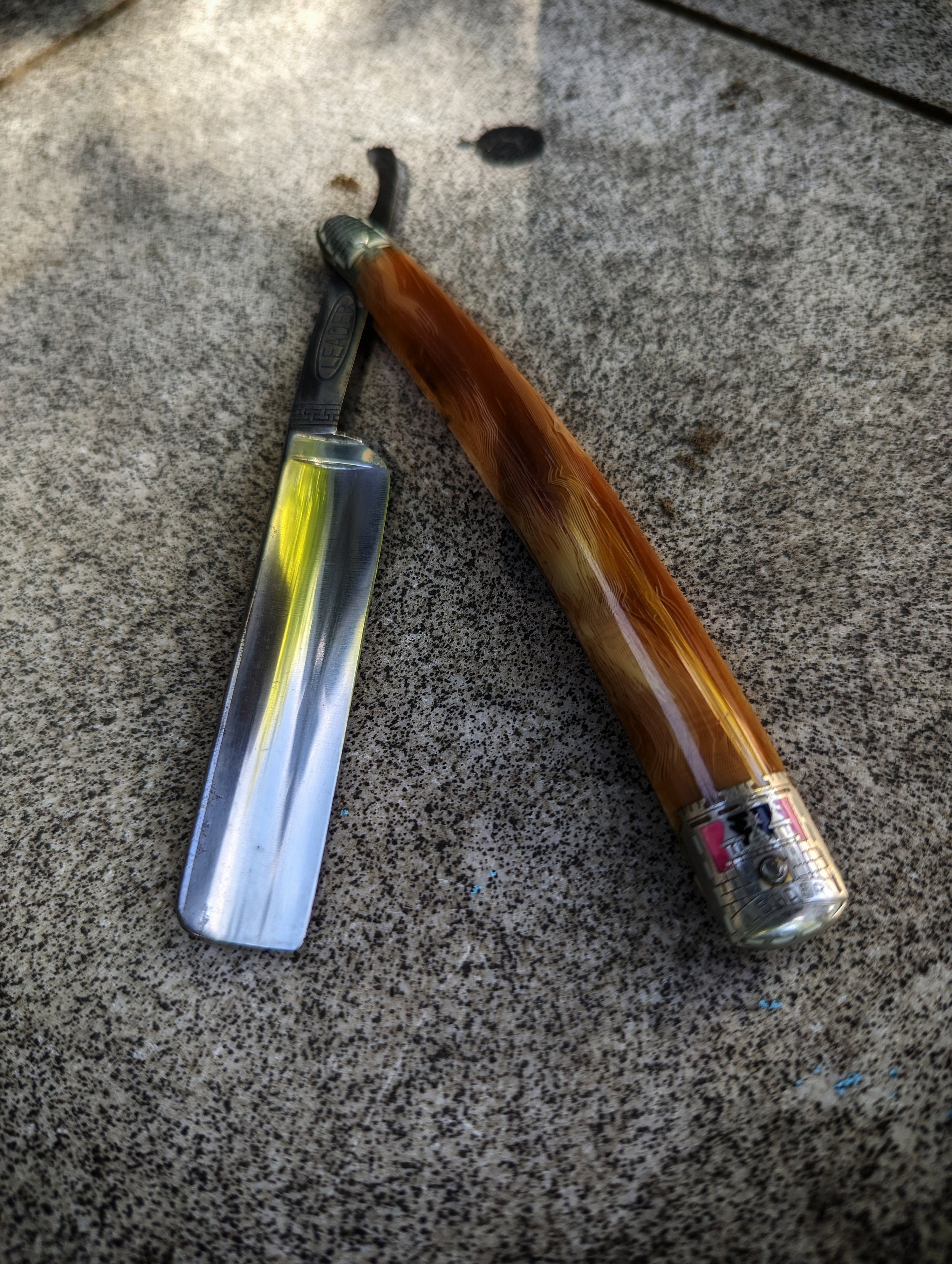 5/8 FW Engels Shave Ready Straight Razor Fancy Ornate Brass Scales